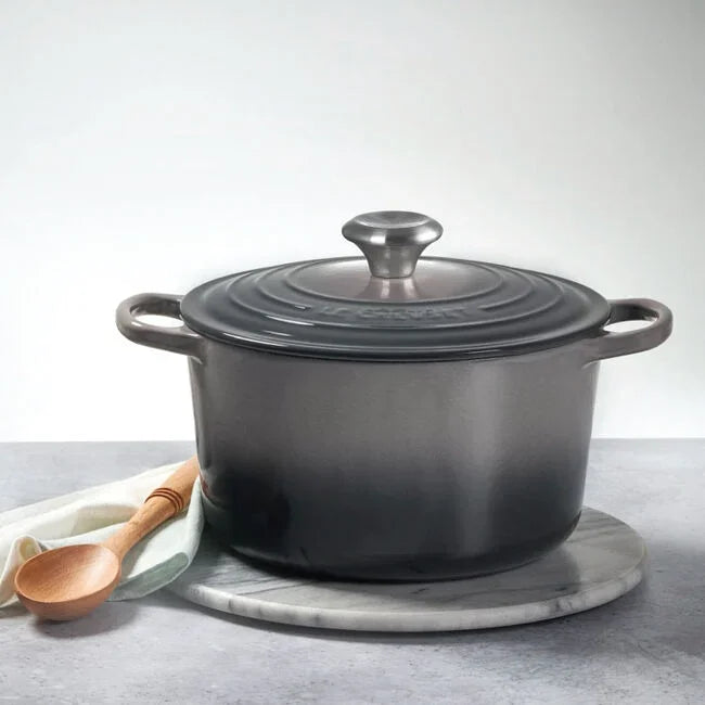 Le Creuset Signature Round Deep Oven 6.5 Qt - Enameled Cast Iron Dutch ...